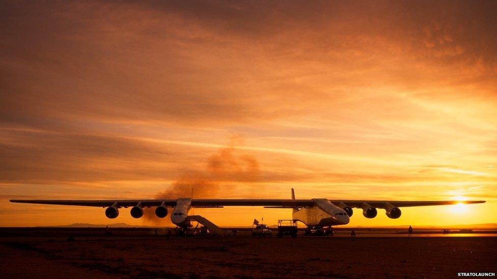Stratolaunch Roc: World's largest plane completes record-breaking test ...