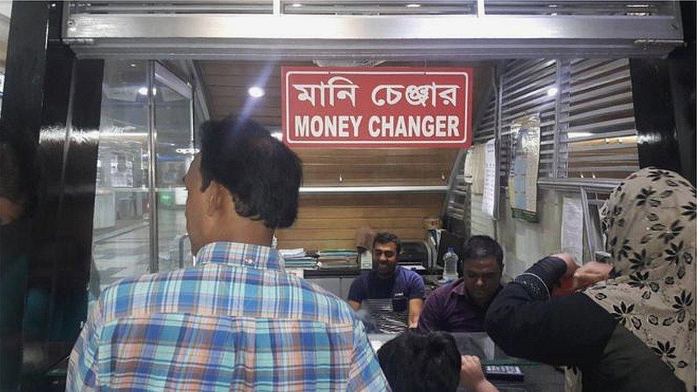 India's neighbours struggle after shock currency move - BBC News