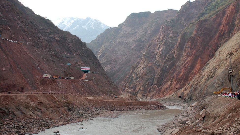 Tajikistan's Rogun: Building the world's tallest dam - BBC News
