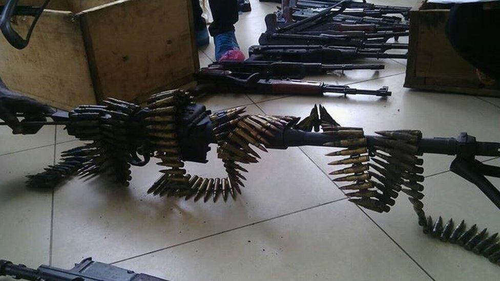 Ghana arrests 'Burkina Faso arms dealer' in Kumasi - BBC News