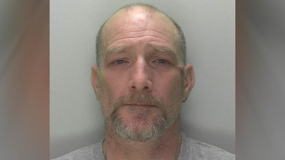 Gloucester man admits to slashing motorist's ear and neck - BBC News