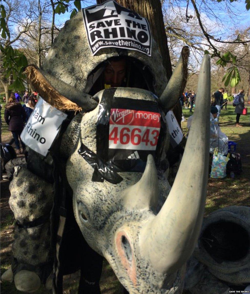The best pictures from the London Marathon - BBC News
