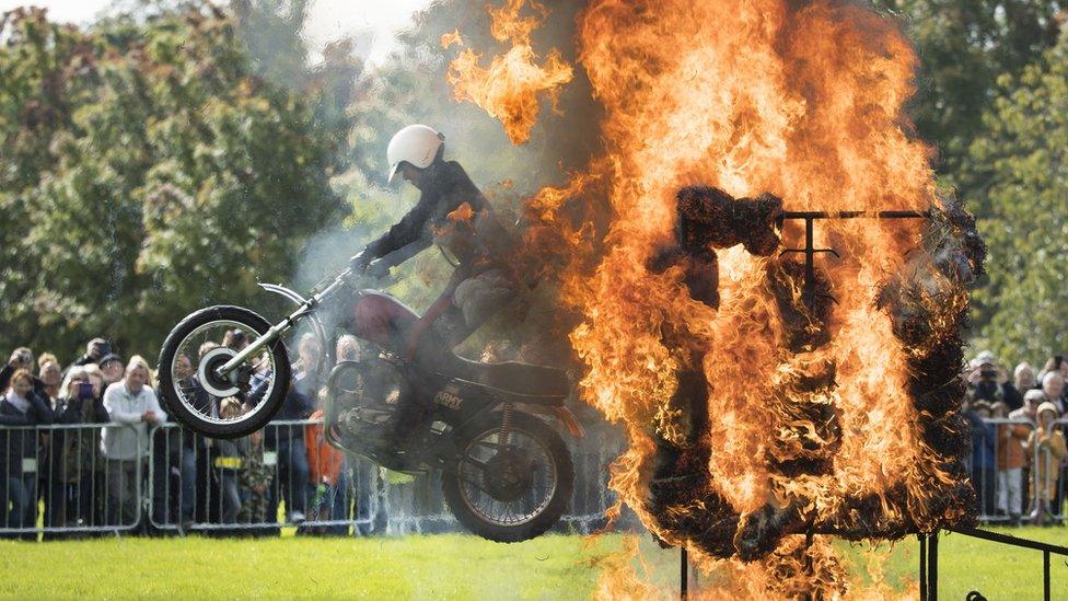 White Helmets' motorbike riders perform final display - BBC News