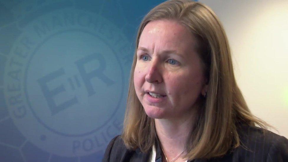 Greater Manchester Police recording LGBT domestic abuse - BBC News