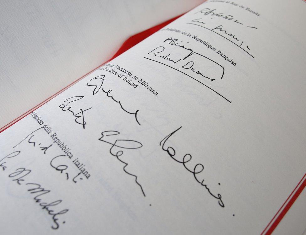 In pictures: Secrets of French diplomacy - BBC News