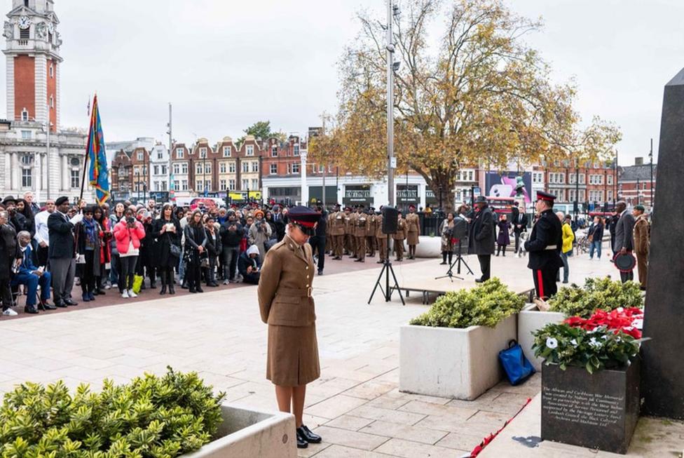 In pictures: Windrush generations mark 75th anniversary - BBC News
