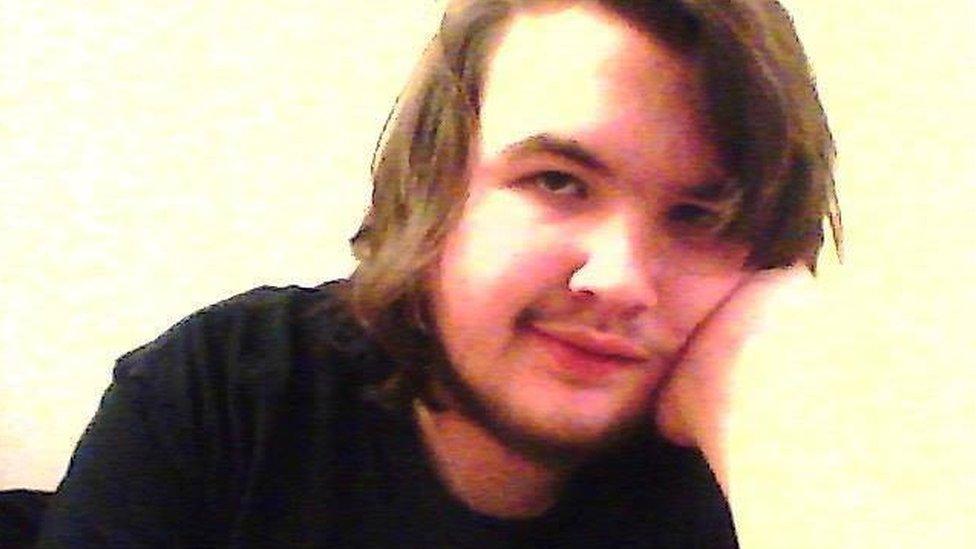 Family of missing Adam Mitchell 'desperately concerned' - BBC News