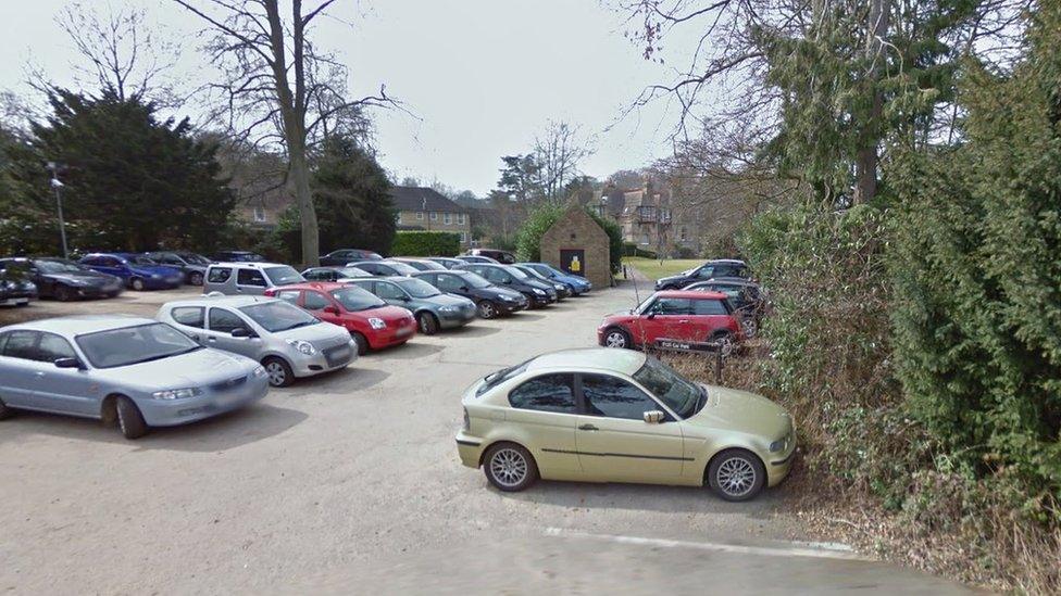 'Inadequate' rating for independent Fawkham Manor Hospital - BBC News