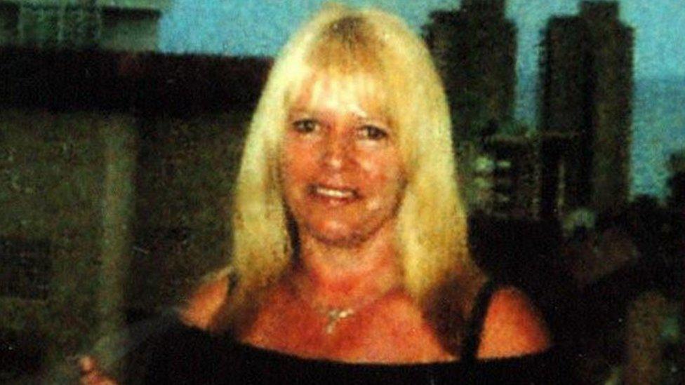 Shirley Oliver: Daughter's anger as murderer due for release - BBC News