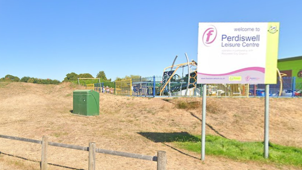 Worcester city leisure centres prices look set to rise again - BBC News