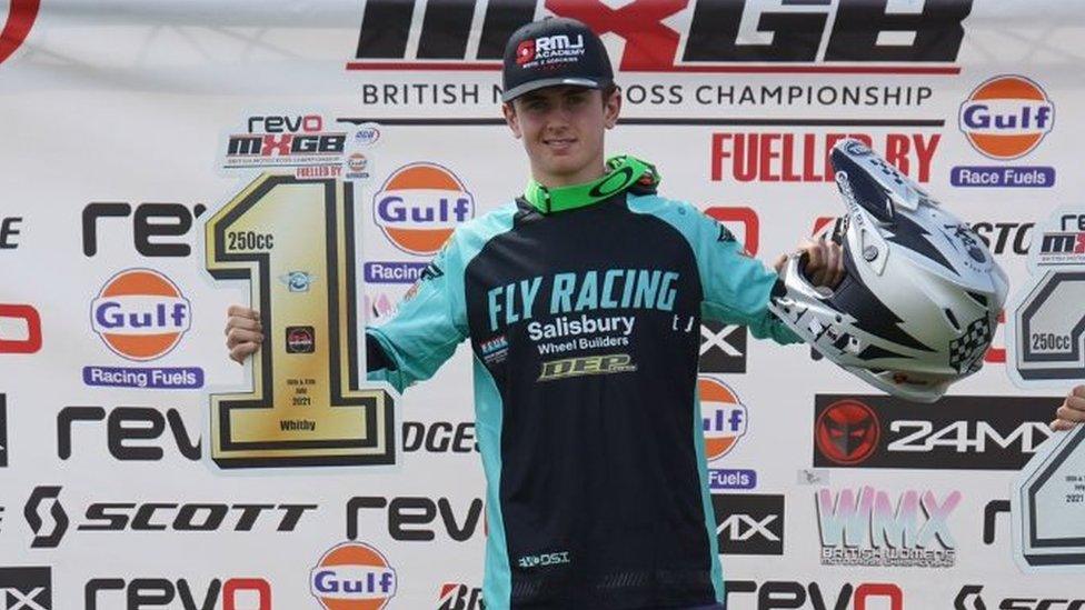 Jude Morris: Foundation set up in memory of motocross rider - BBC News