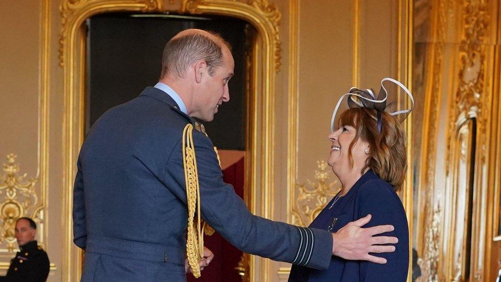 Co-op stabbing: Prince gives nurse Queen's bravery medal after attack ...