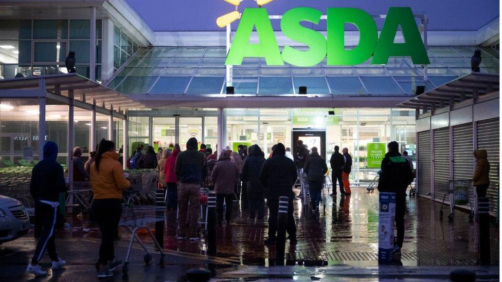 Covid-19: Economic rebound stalls and Asda staying shut on Boxing Day ...