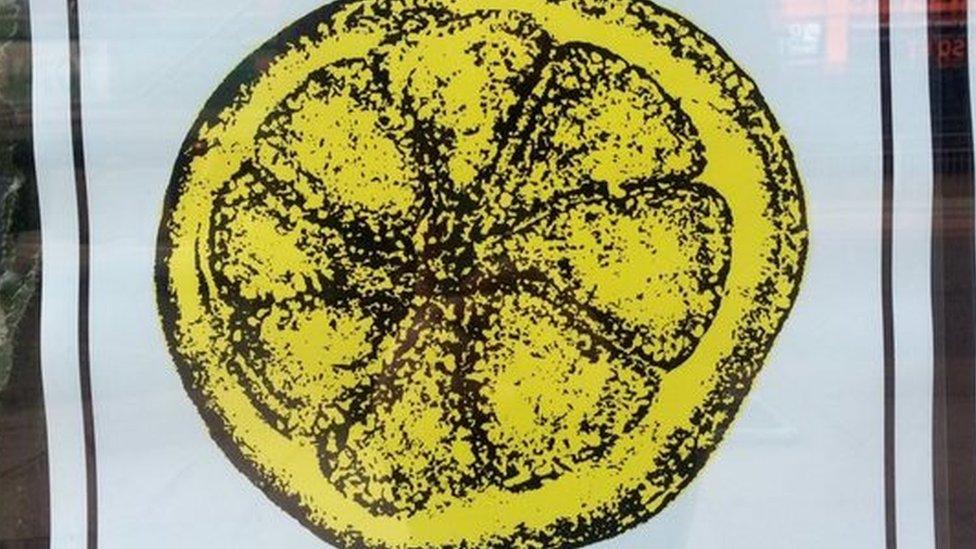The Stone Roses tease fans with pictures of lemons - fans lose it - BBC ...