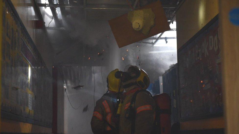 Dukinfield: Fire crews tackle Cromwell High School fire - BBC News
