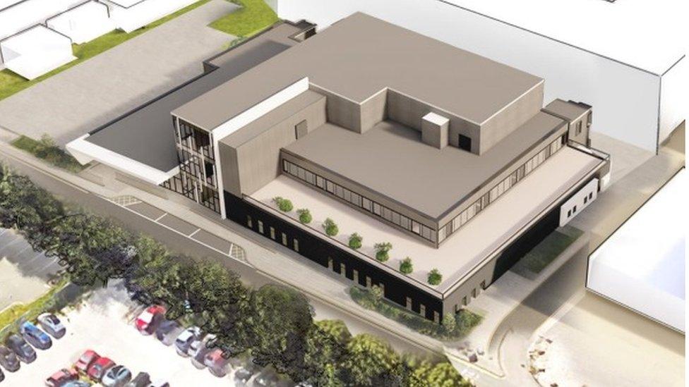 Eastbourne District General Hospital extension approved - BBC News