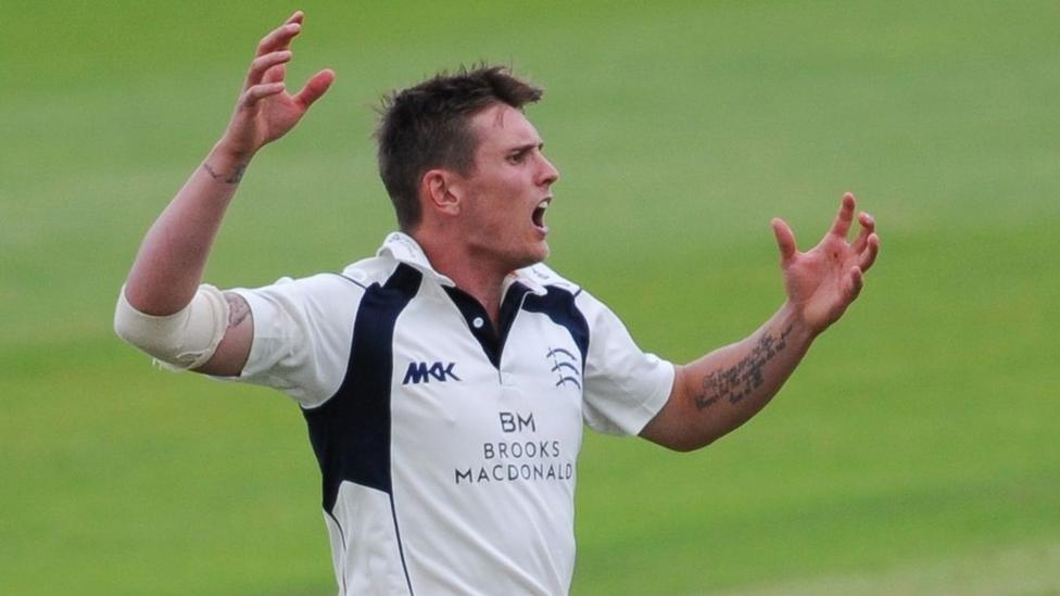 County Championship: Middlesex tail-end pair seize control against ...