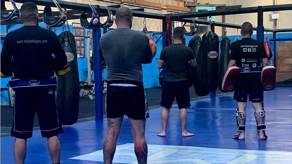 Covid-19: Wigan gym stays open despite England lockdown - BBC News