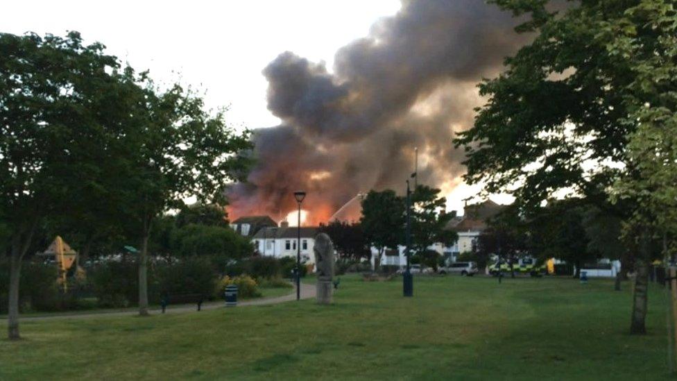 Great Yarmouth fire: Blaze a 'tragedy' for the town - BBC News