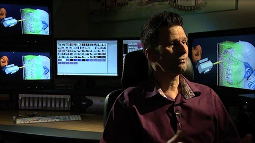 'Web hacker held me to ransom' - BBC News