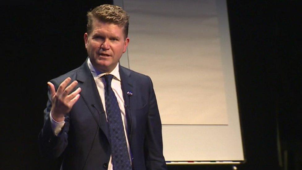 'Unease' fears flagged by US Ambassador Matthew Barzun - BBC News