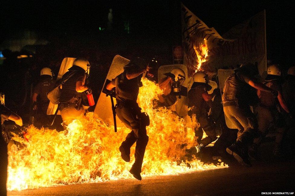 Week in pictures: 11-17 July 2015 - BBC News