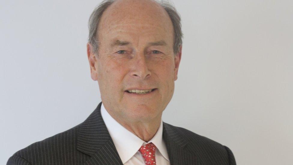 Ofsted chairman to visit Isle of Wight after full apology - BBC News