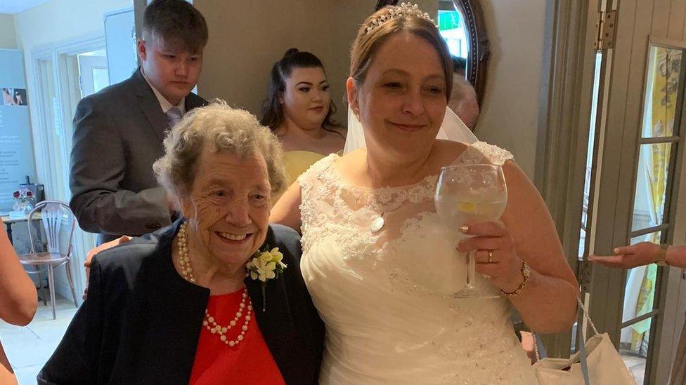 Covid-19: Woman 'living in fear' after four relatives die - BBC News