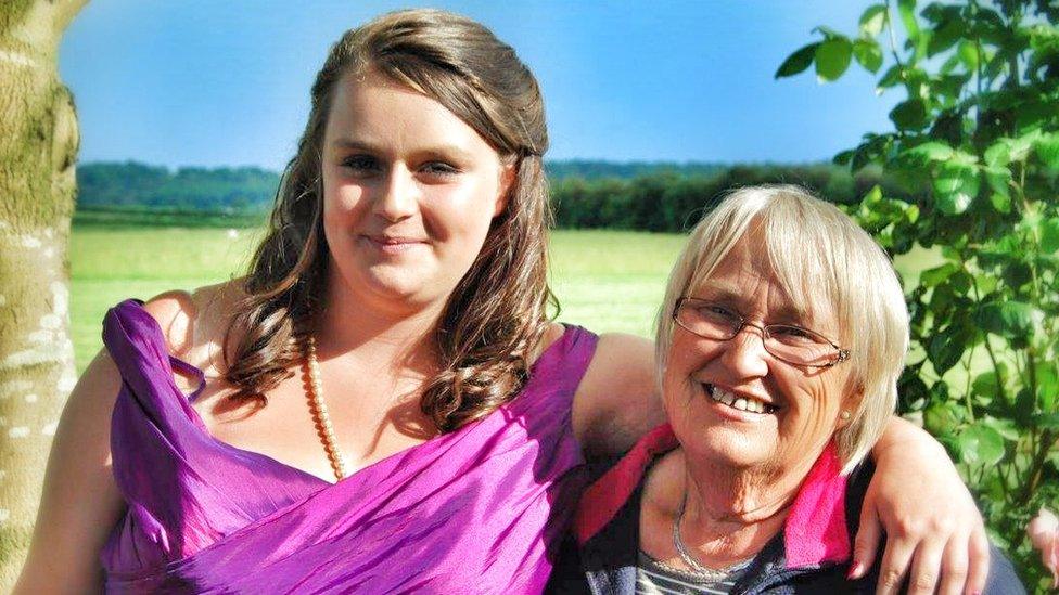 Foster couple Shirley and John Hanson appointed MBE - BBC News