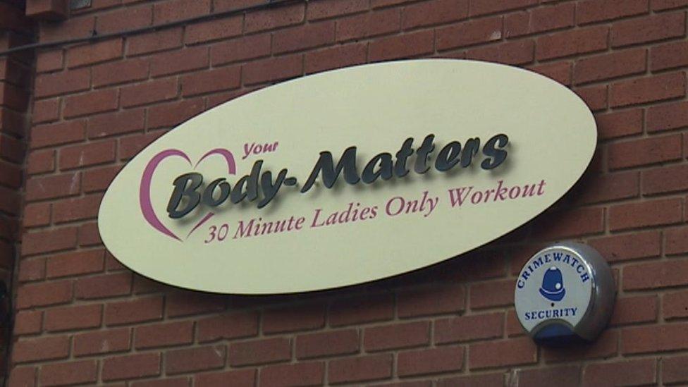 Wrexham gym members 'left out of pocket' after closure - BBC News