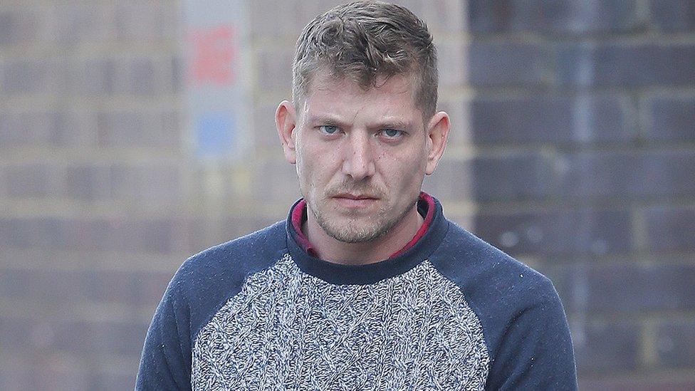 Biker Gavin Collett jailed for 'ridiculous' 100mph ride - BBC News