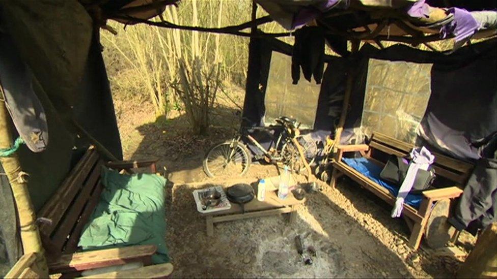 Hermit evicted from woodland mud hut goes to live with his mum - BBC News