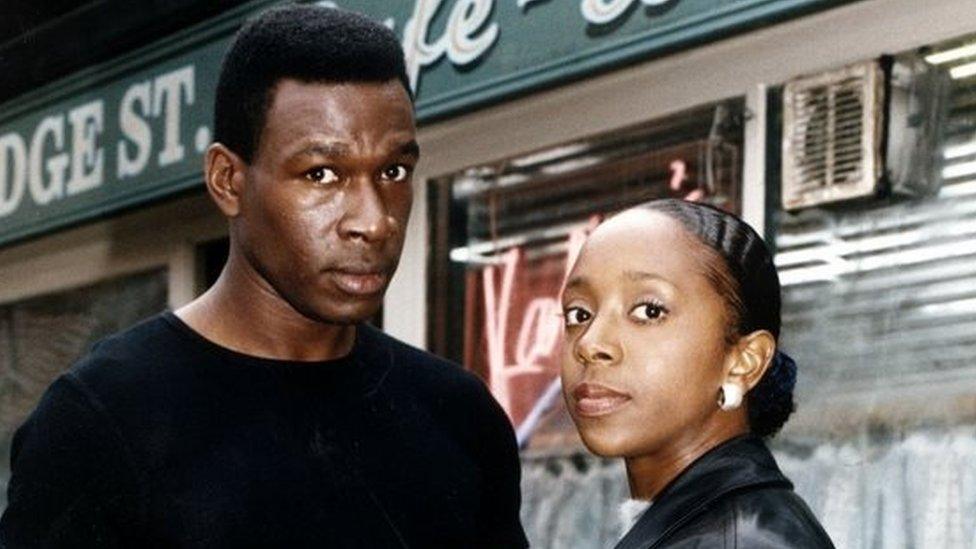 Sian Blake death: Arthur Simpson-Kent given life sentence - BBC News