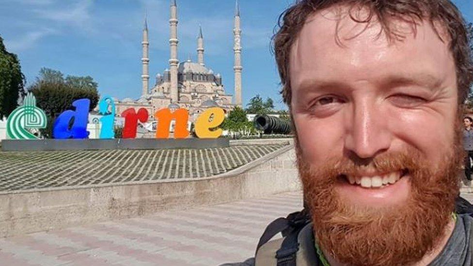 Shropshire man returns home after 4,000-mile trek - BBC News