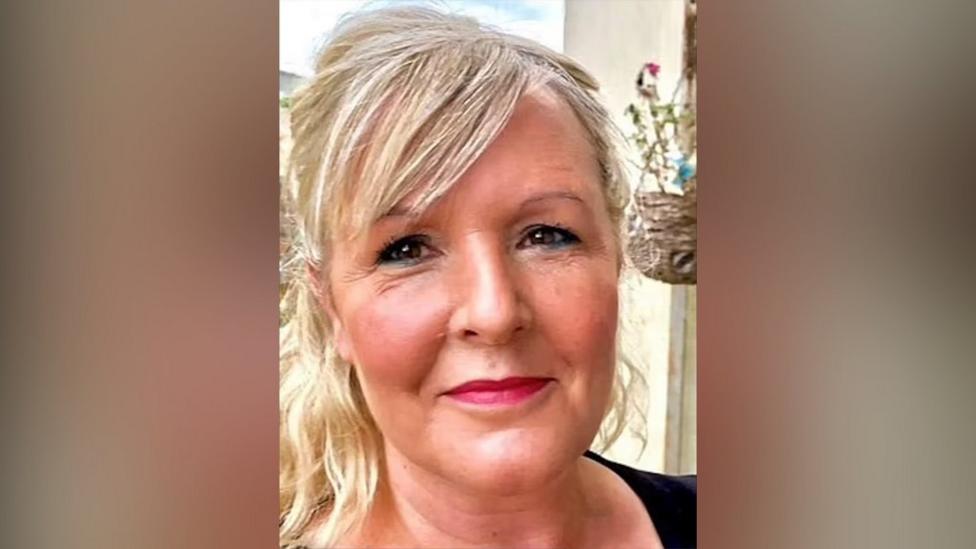 Probation mistake 'signed my daughter’s death warrant' - BBC News