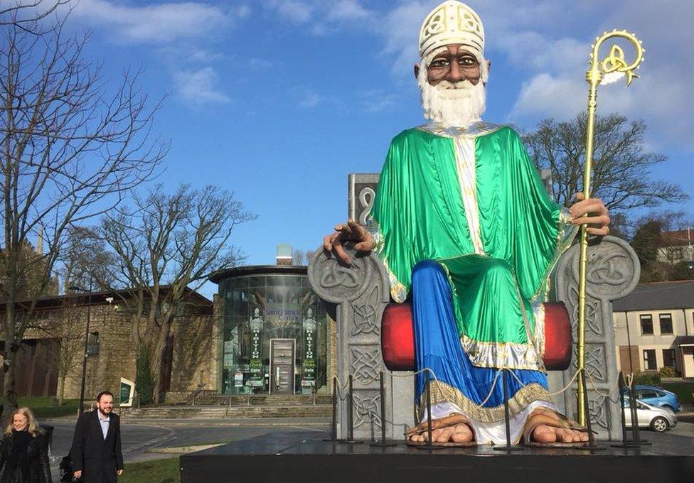 St Patrick's Day: Ireland celebrates patron saint - BBC News