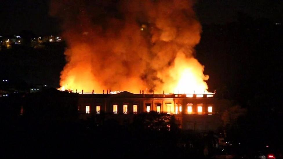 Brazil's national museum hit by huge fire - BBC News