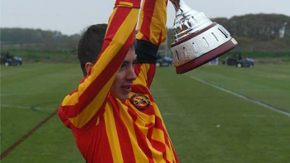 New Year Honours 2018: MBE for footballer injured in crash - BBC News