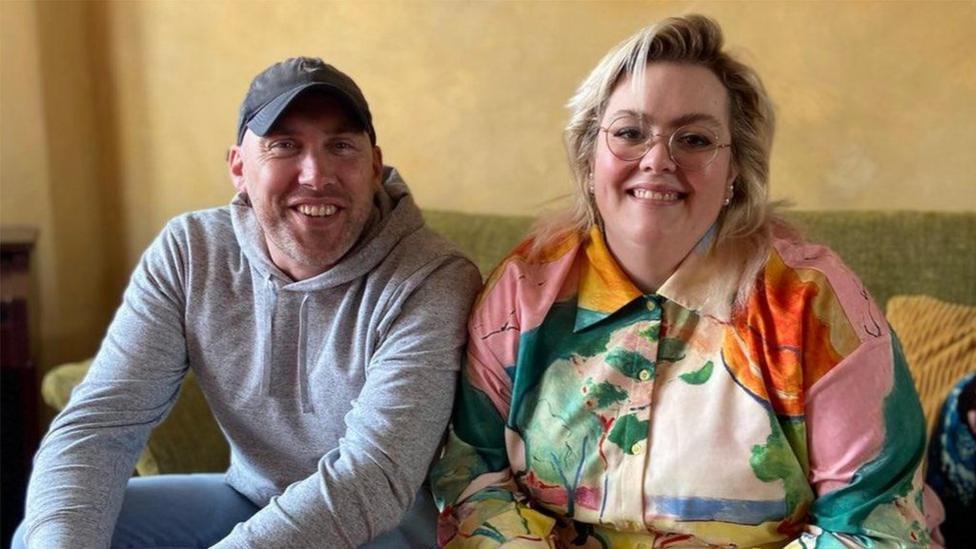 Actor Joe Sims to host new Radio Bristol breakfast show - BBC News