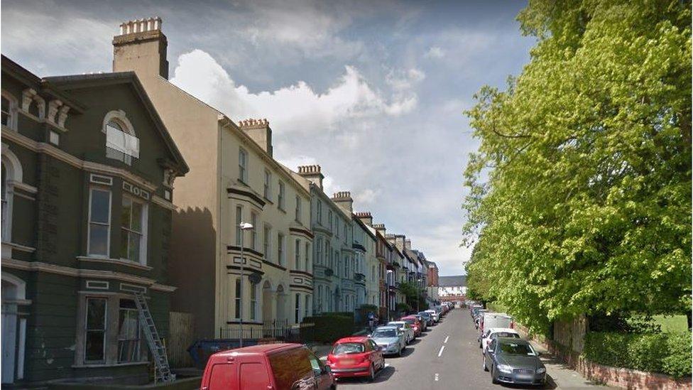 PSNI treating Derry hostel death as suspicious - BBC News