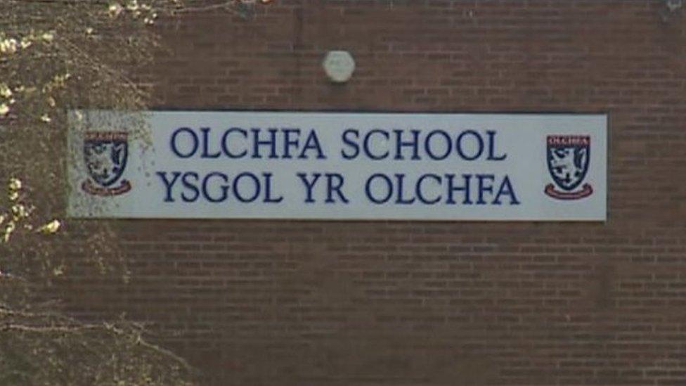 Olchfa Comprehensive teacher gets 15-month teaching ban - BBC News