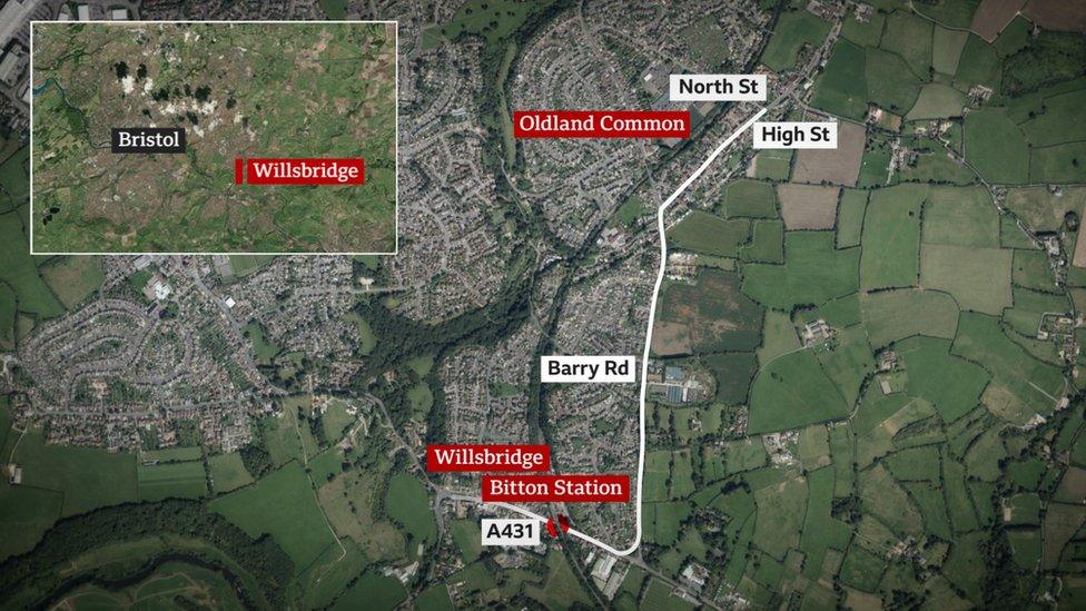 Willsbridge: Mum 'shook up' after lorry crash near Bristol - BBC News