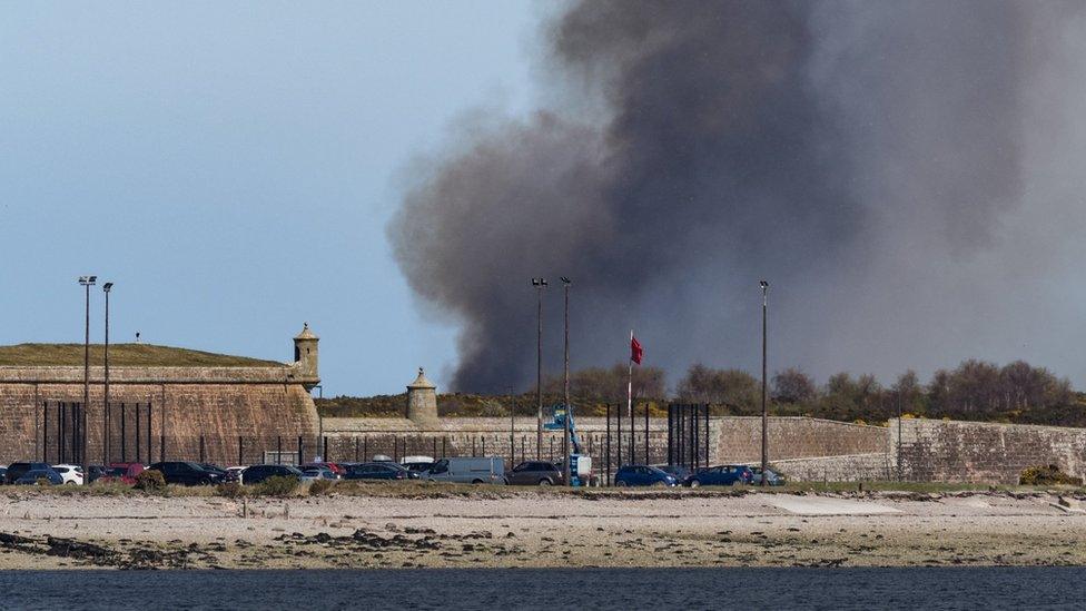 Wildfire breaks out during army training at fort - BBC News