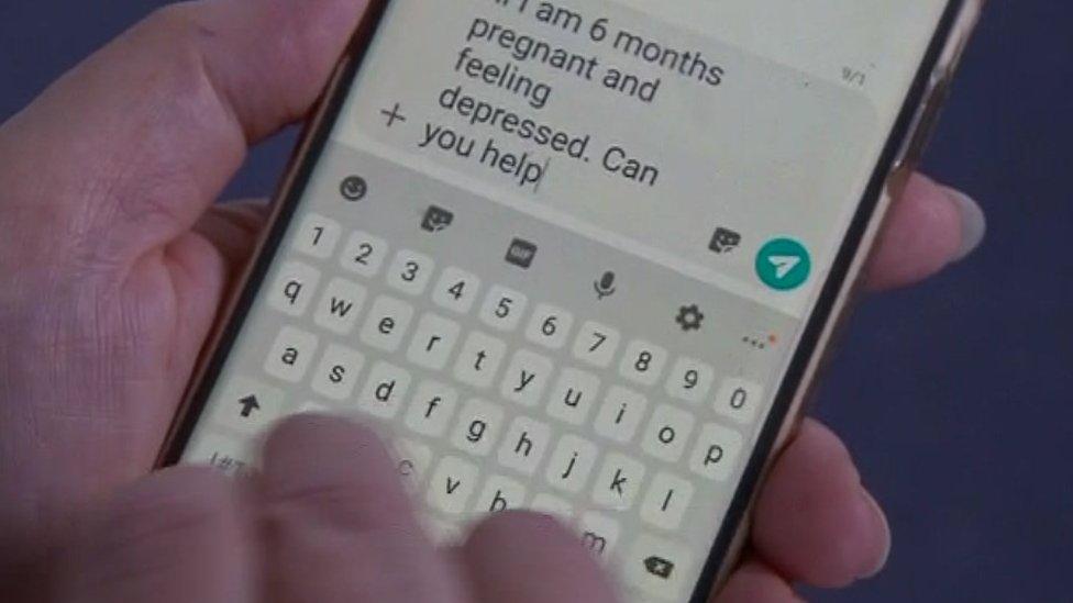 Struggling mums to get mental health help via text - BBC News