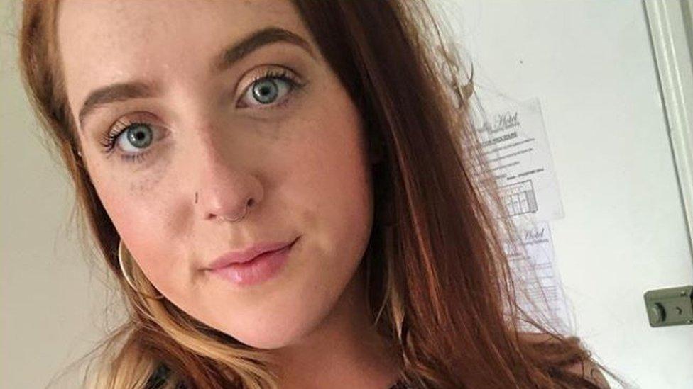 Tribute to 'popular' woman as Upton-upon-Severn death probed - BBC News