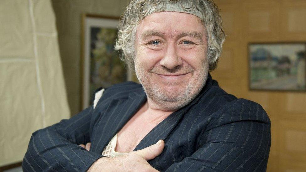 Gregor Fisher to appear at Cromarty film festival - BBC News