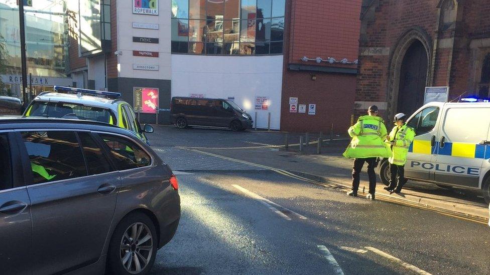 Two arrested after 'stolen' car hits Nuneaton pedestrians - BBC News
