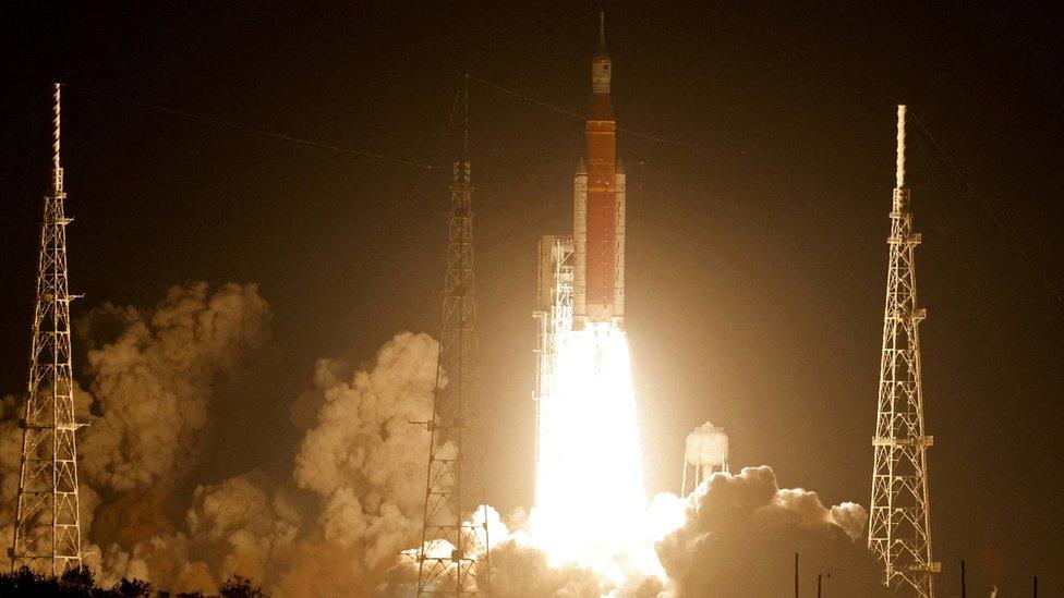 Lunar Codex: Digital art from 30,000 artists to be stored on the Moon ...