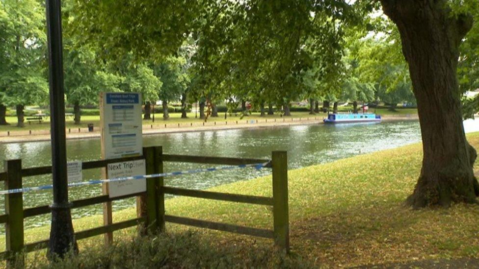No-one else sought by police over body found in Evesham play area - BBC ...