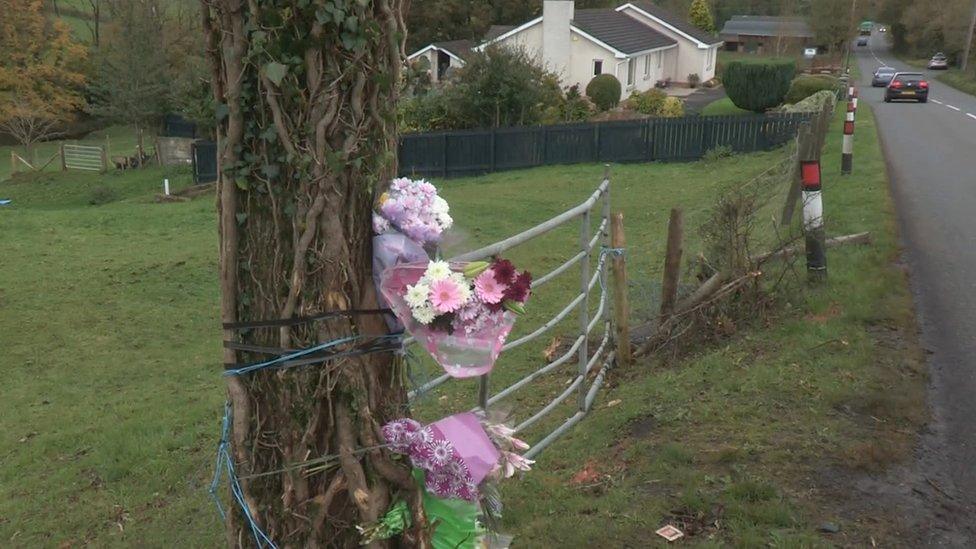 Natasha Carruthers death: Nathan Phair trial begins - BBC News